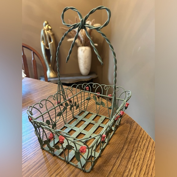 Accents | Rose Metal Basket Resin Roses Measurements In Photos | Poshmark
